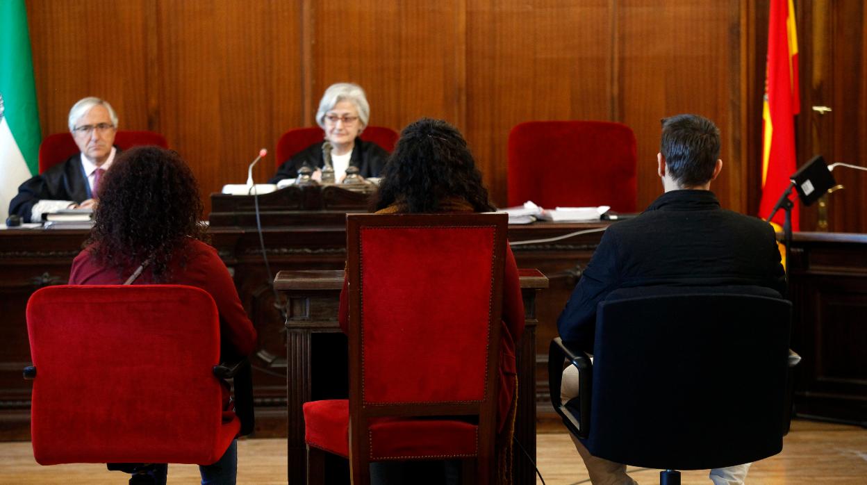 El jurado declara culpables a los acusados del crimen de las cuñadas
