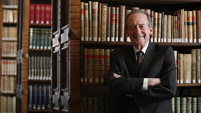 Blecua: «El diccionario no tiene que ser correcto políticamente, sino ...