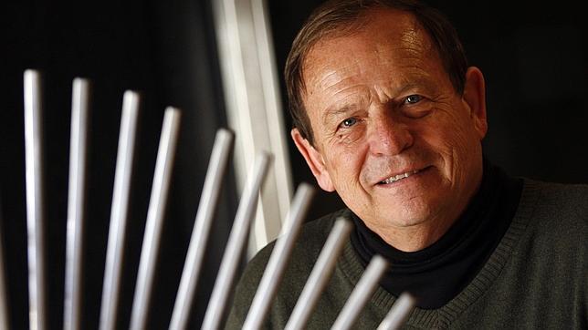 Ken Nealson: «Estoy convencido de que hay vida fuera de la Tierra»