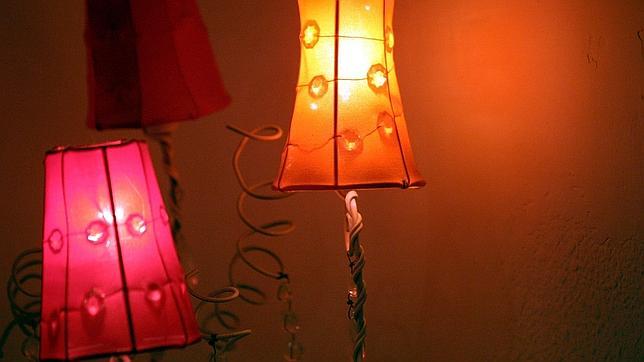 La tarifa de la luz baja desde hoy un 2,29%