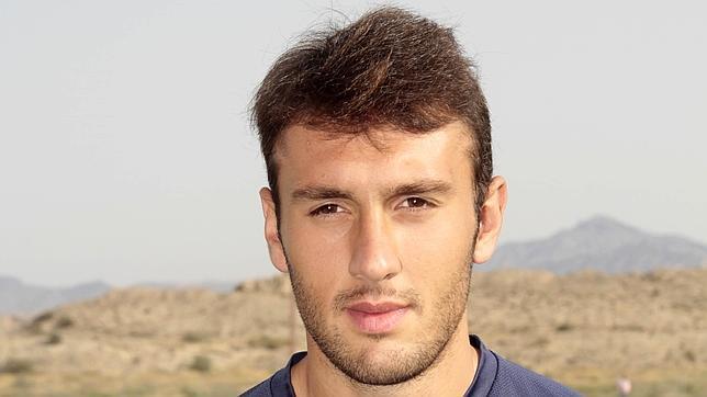 Hadzic firma con el Hércules hasta 2016