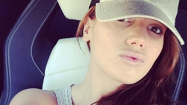 La actriz Manon Marsault asegura ser la nueva novia de Karim Benzema