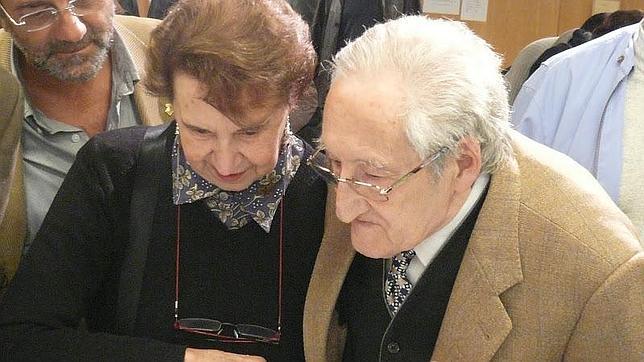 Fallece a los 84 años el poeta Joan Vergés, que inspiró a la «nova cançó»