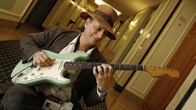 Gary Lucas lleva su guitarra experimental al ciclo «21 grados»