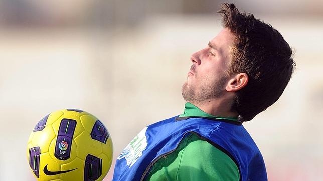 Miki Roqué: de promesa en el campo a símbolo bético