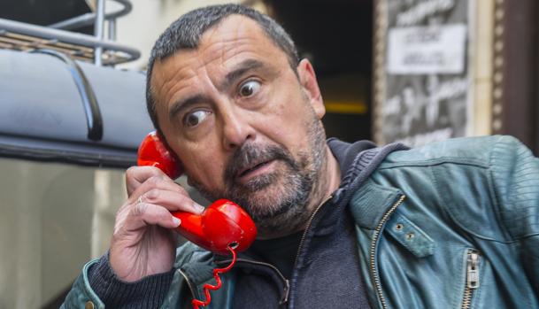 Paco Tous vuelve a ser un Ulen con «Dos idiotas»