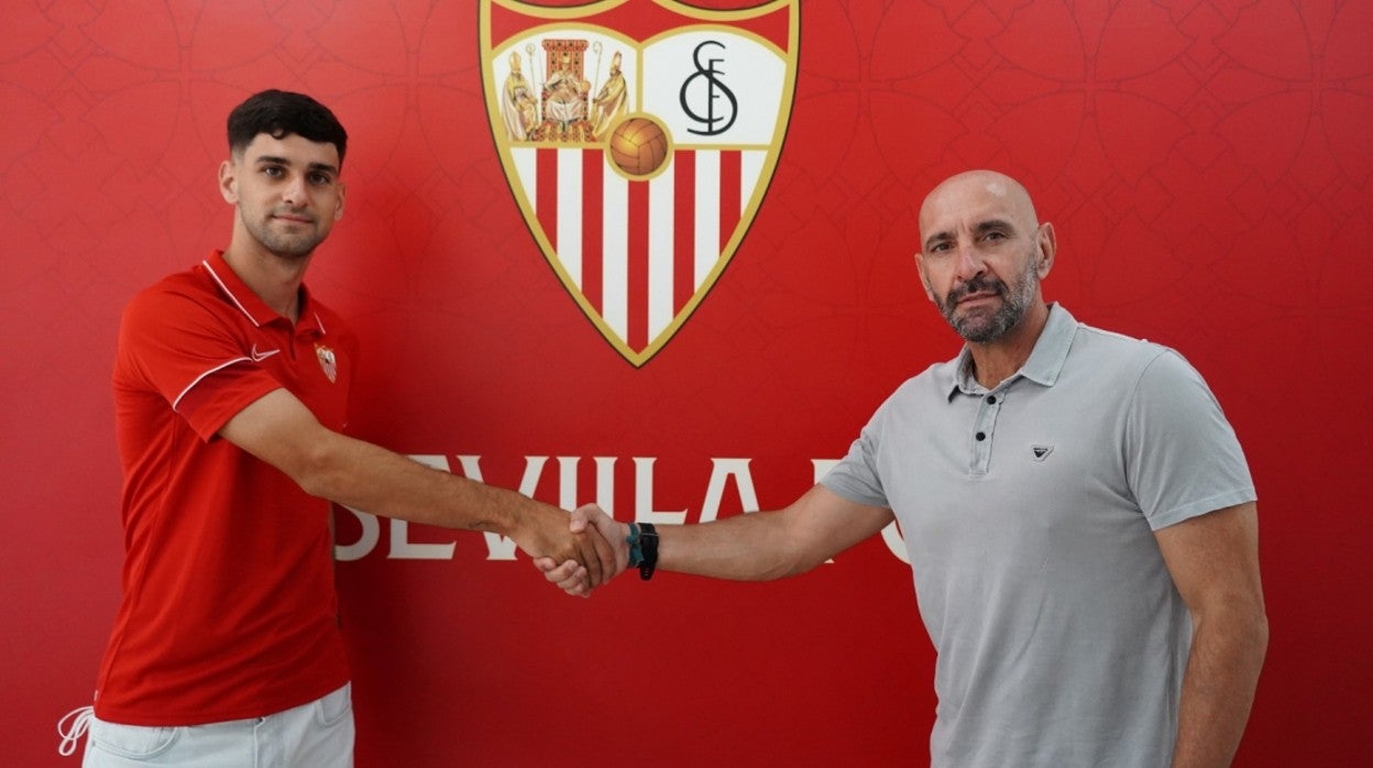Xavi Sintes se convierte en el cuarto fichaje del Sevilla Atlético