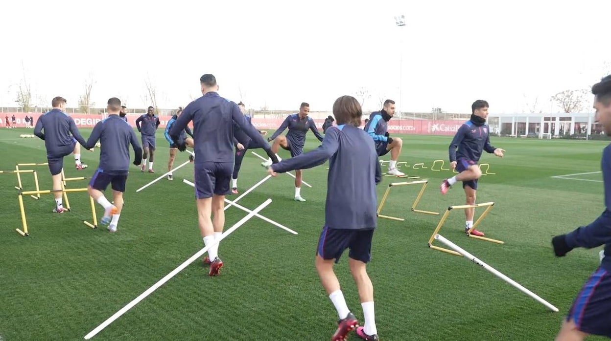 Ocampos entra en la convocatoria pese a su ausencia en el entrenamiento