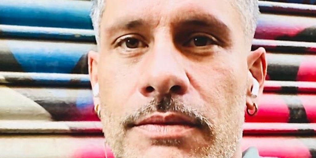 Tomás Valdivieso: «Creo que la realidad supera a la ficción y estoy ...