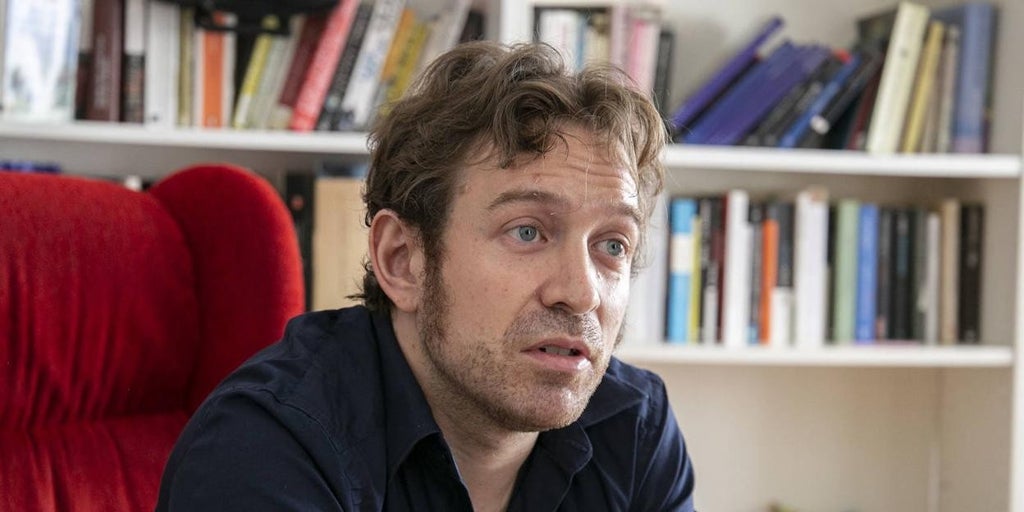 Daniel Gascón, mejor reír que llorar