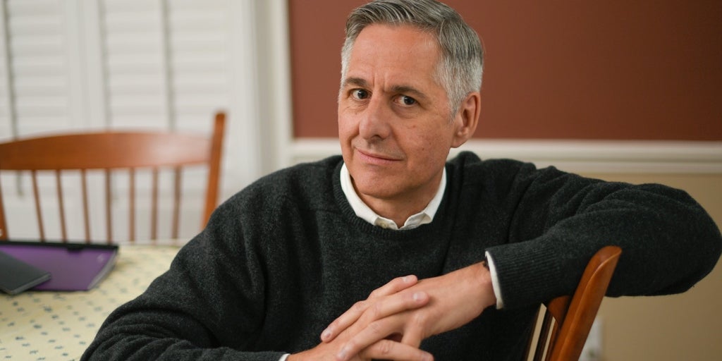 Dan Lyons: el hombre que 'suplantó' a Steve Jobs y perdió ocho millones ...