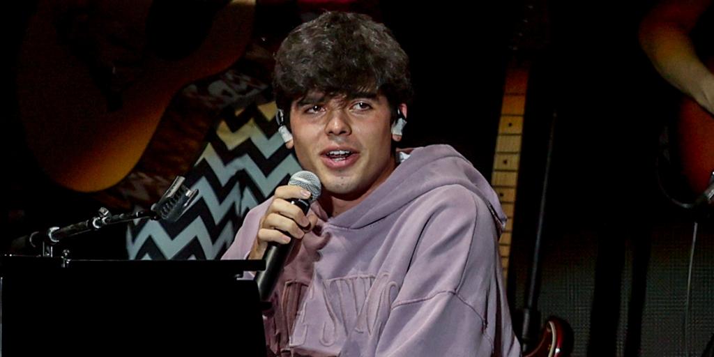 Íñigo Quintero, el joven español de 22 años que ha llegado a número uno ...