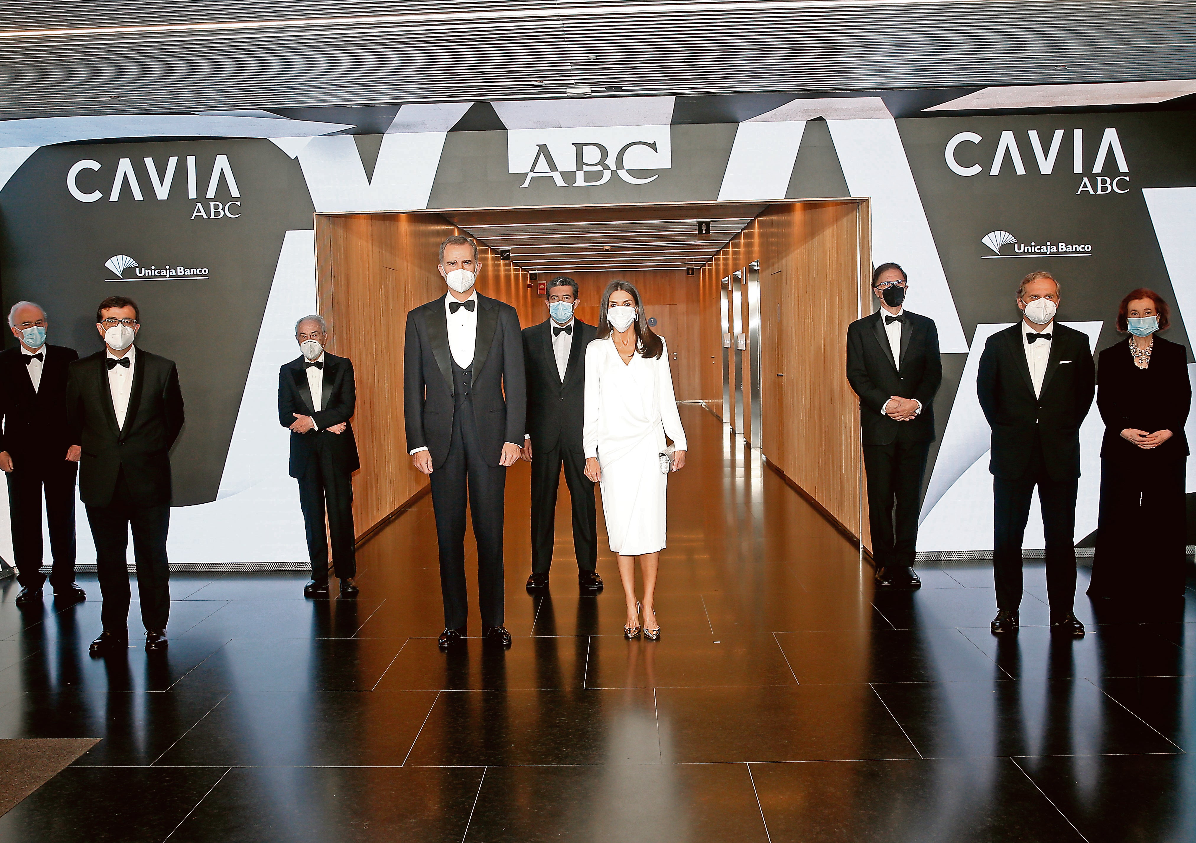 La vida del periodista José María Carrascal, en imágenes