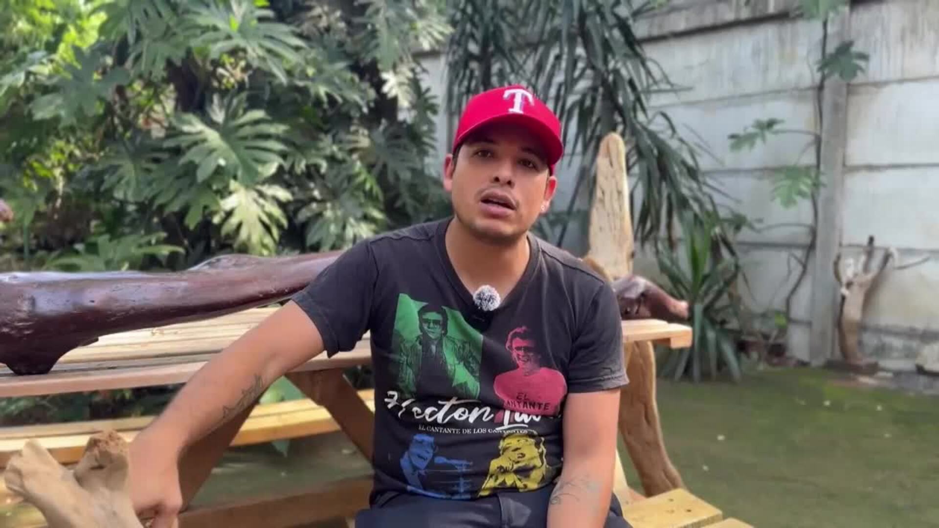 Paul Gómez: el nicaragüense que transforma la madera del mar en arte y ...