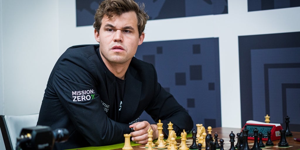 Carlsen acusa por fin a Niemann, sin aportar ni una prueba: «Creo que ...