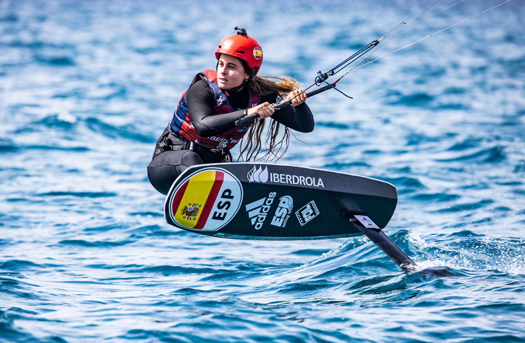Gisela Pulido estrena el Europeo de Formula Kite en la séptima plaza