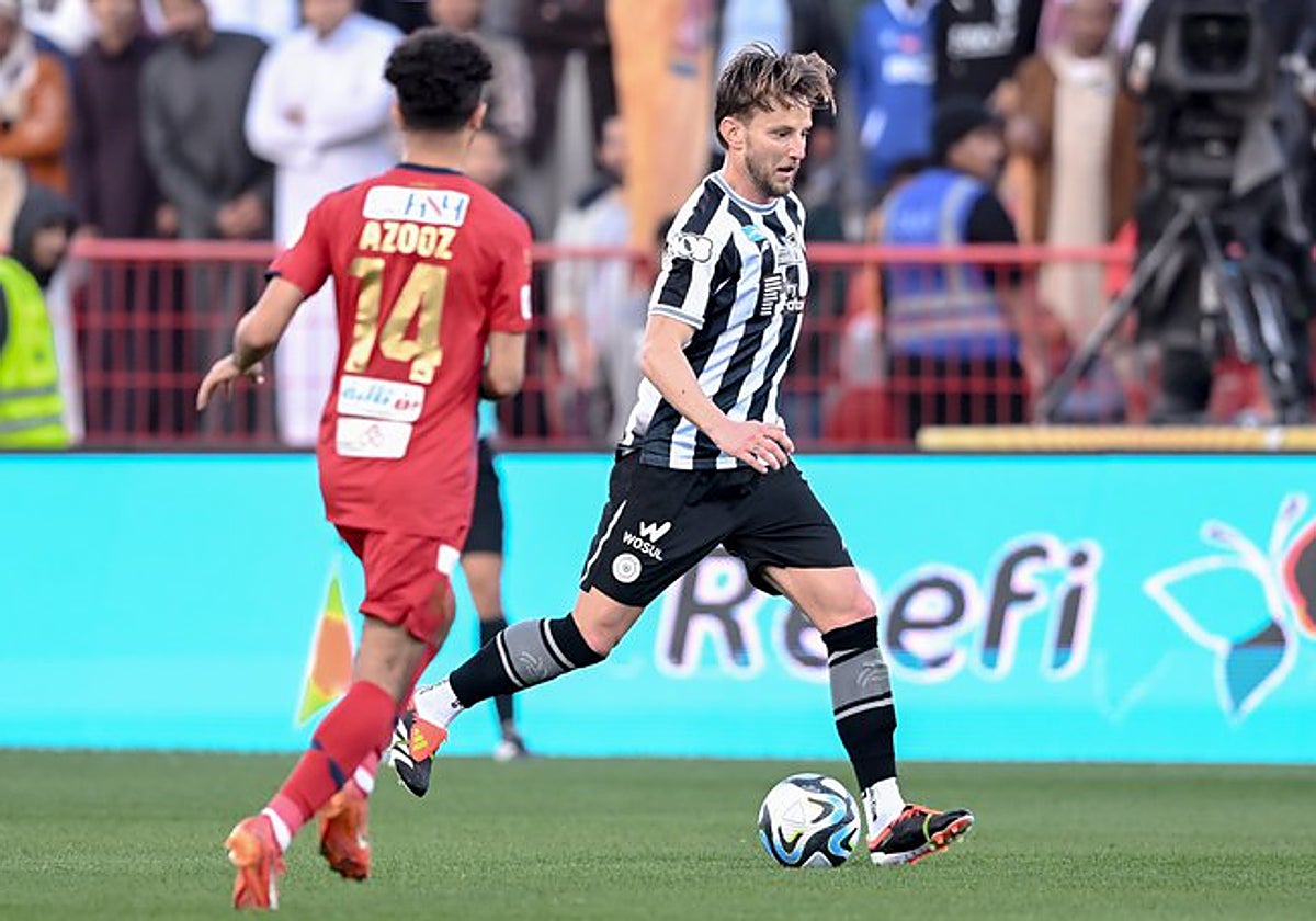 Sevilla FC: El golazo de Rakitic en su debut oficial en Arabia Saudí