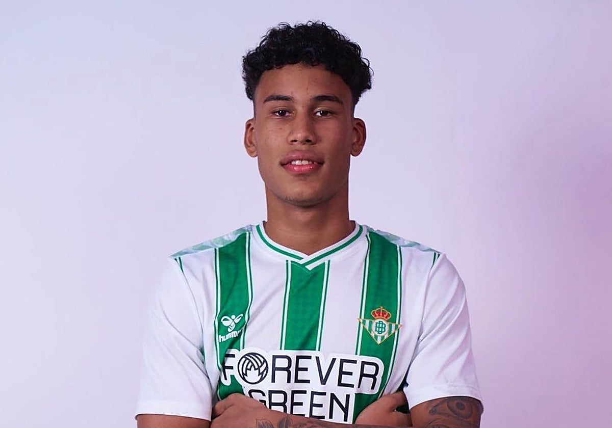 El Betis cierra la cesión de Álex Pérez al Inter de Milán