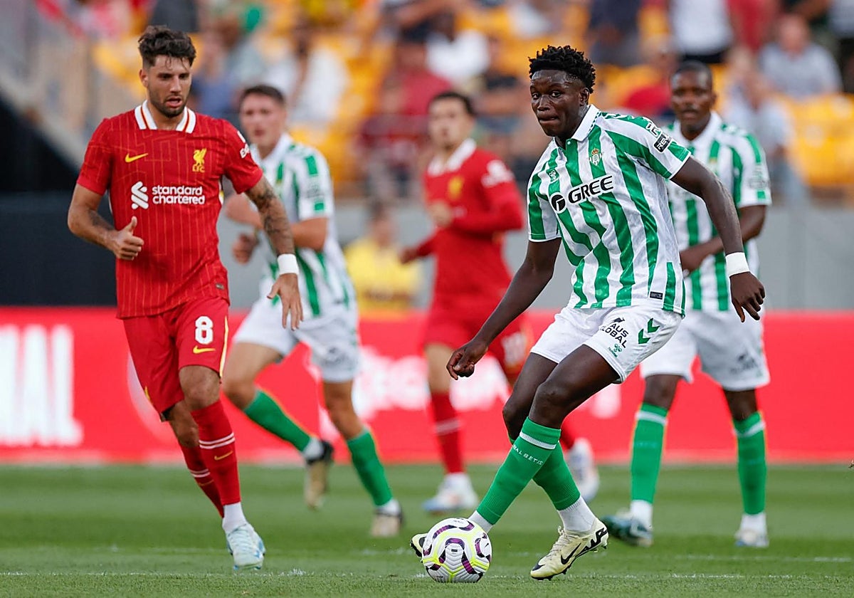 Mendy: «Debutar en el Benito Villamarín es mi sueño»