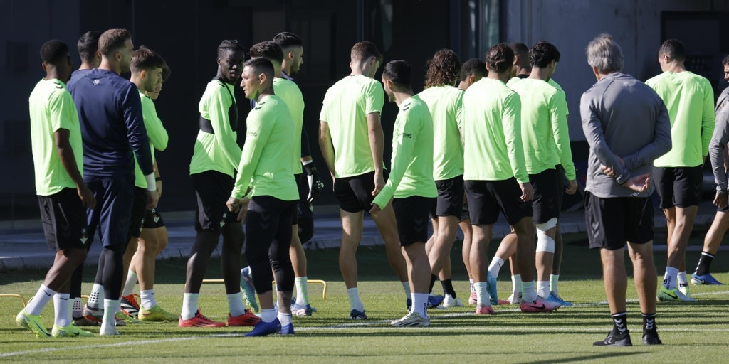 Alineaciones oficiales del Athletic - Betis de La Liga EA Sports 2023 ...