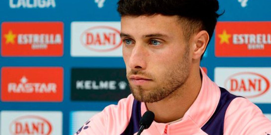Javi Puado juega al despiste con su futuro: «Puede pasar cualquier cosa»
