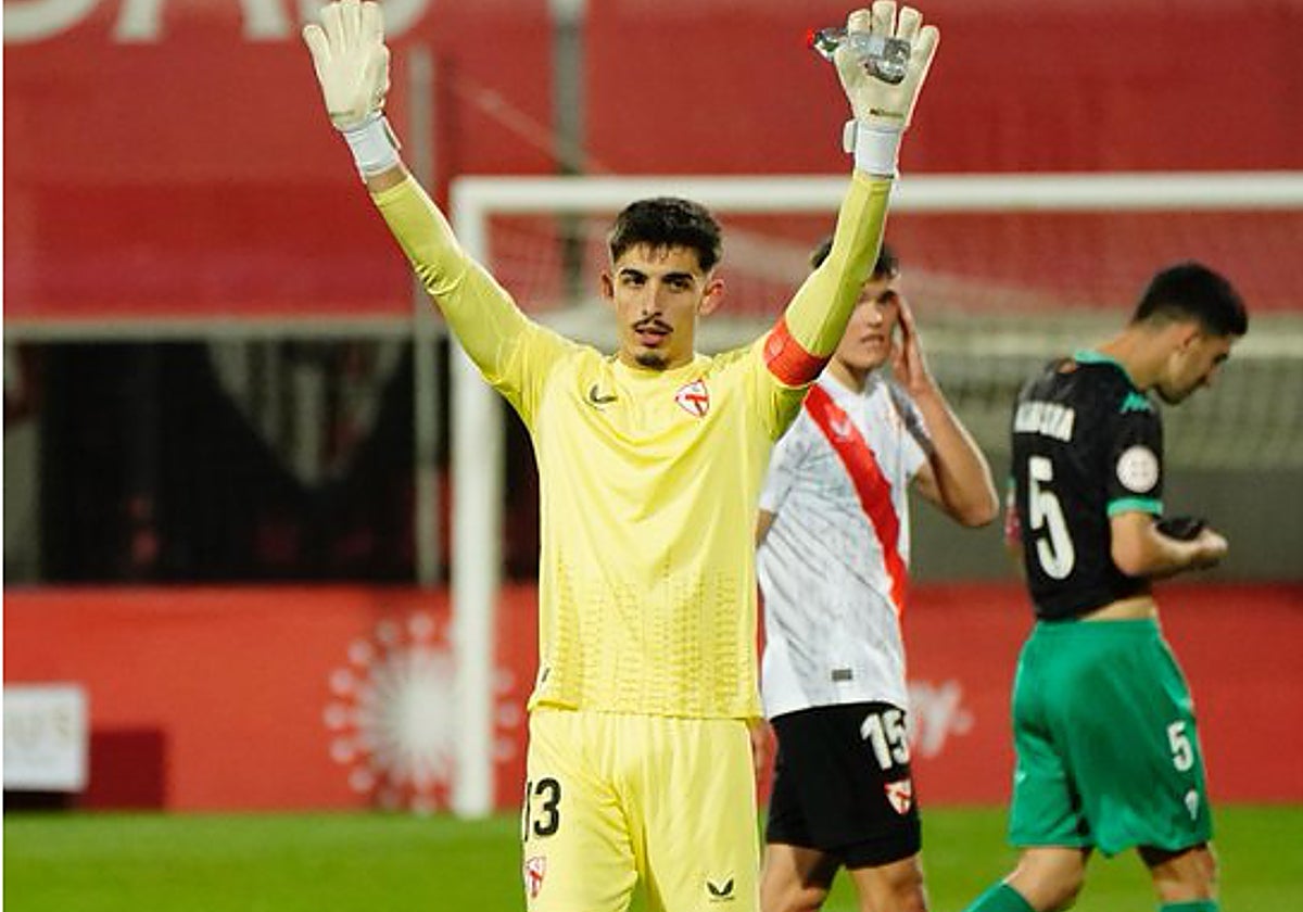 La imbatibilidad de Alberto Flores con el Sevilla Atlético