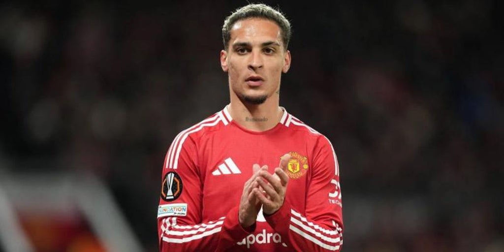 «Antony no tiene futuro en el Manchester United»