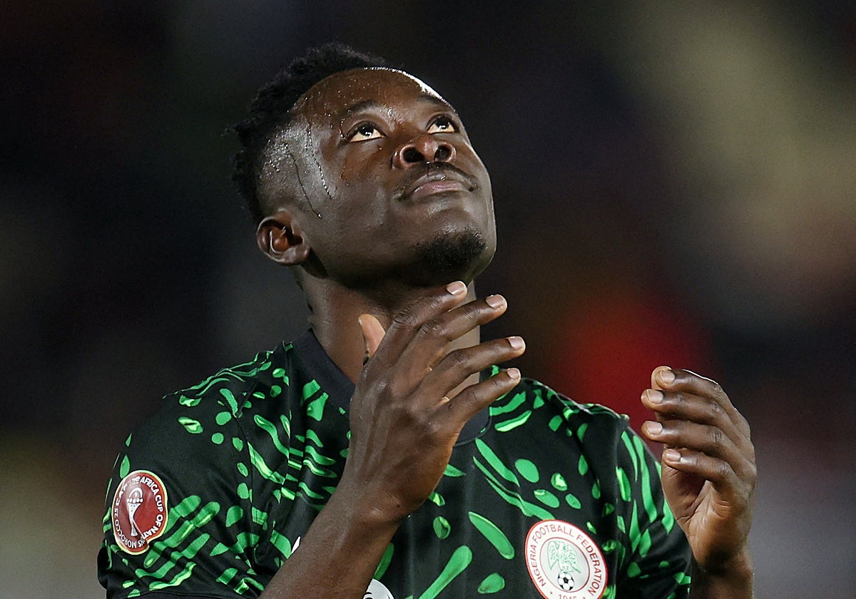 Nigeria da permiso a Akor Adams para abandonar la concentración