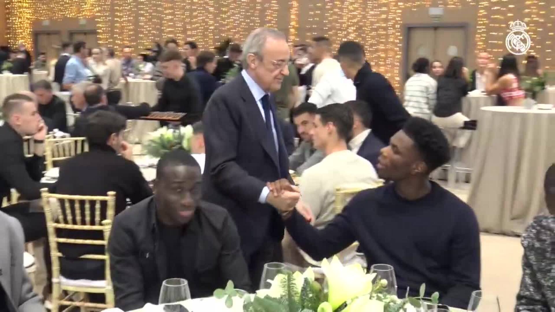 El Real Madrid celebra la comida de Navidad