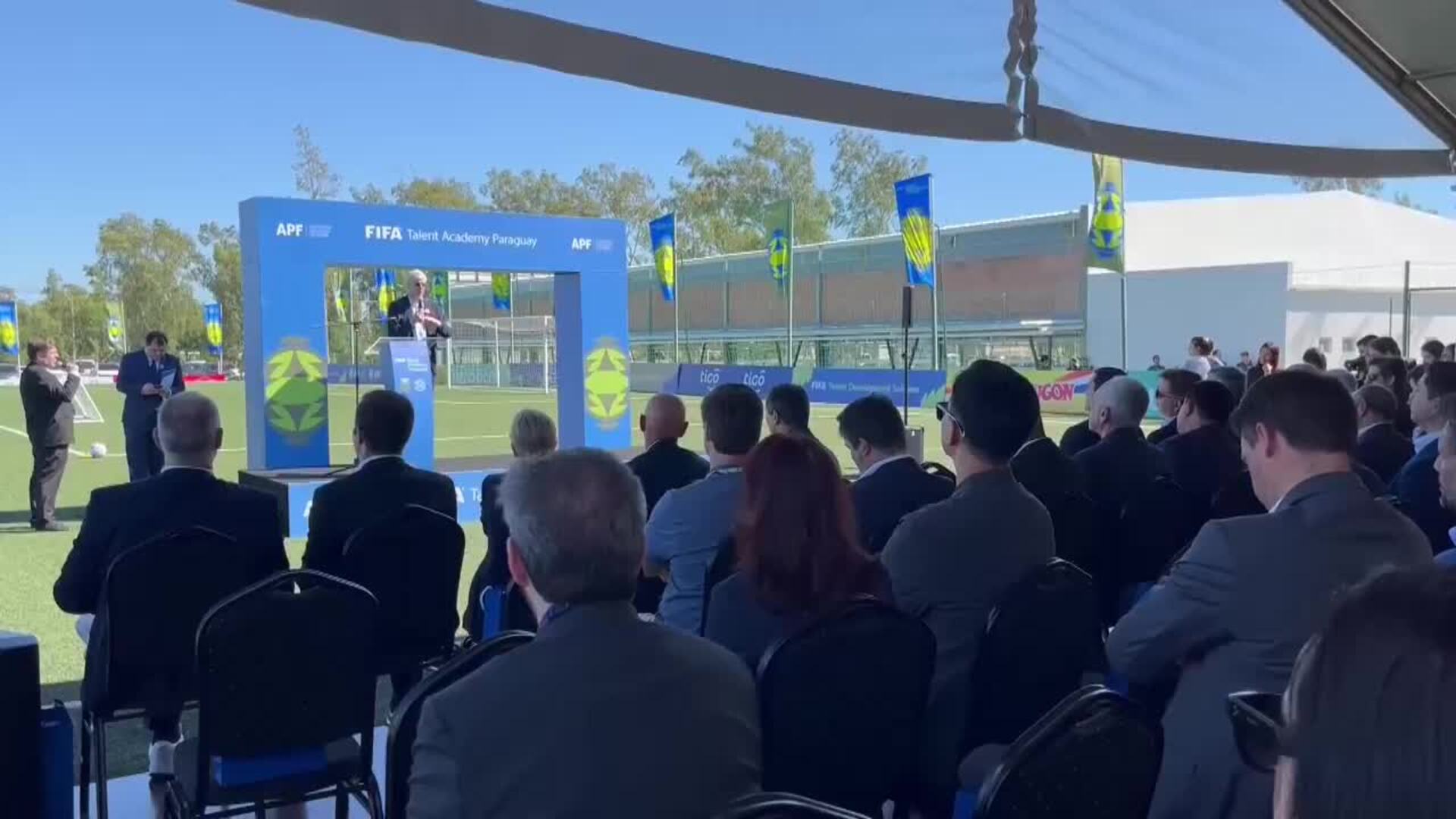 Inauguran en Paraguay la primera cancha de en Sudamérica del proyecto ...