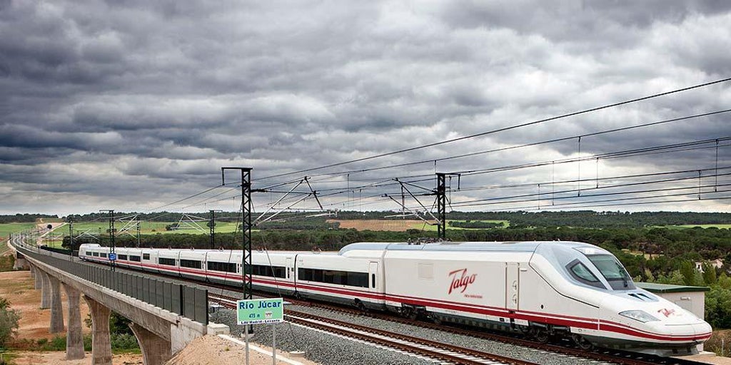 Los húngaros contactan con el Gobierno para explicarles la opa a Talgo