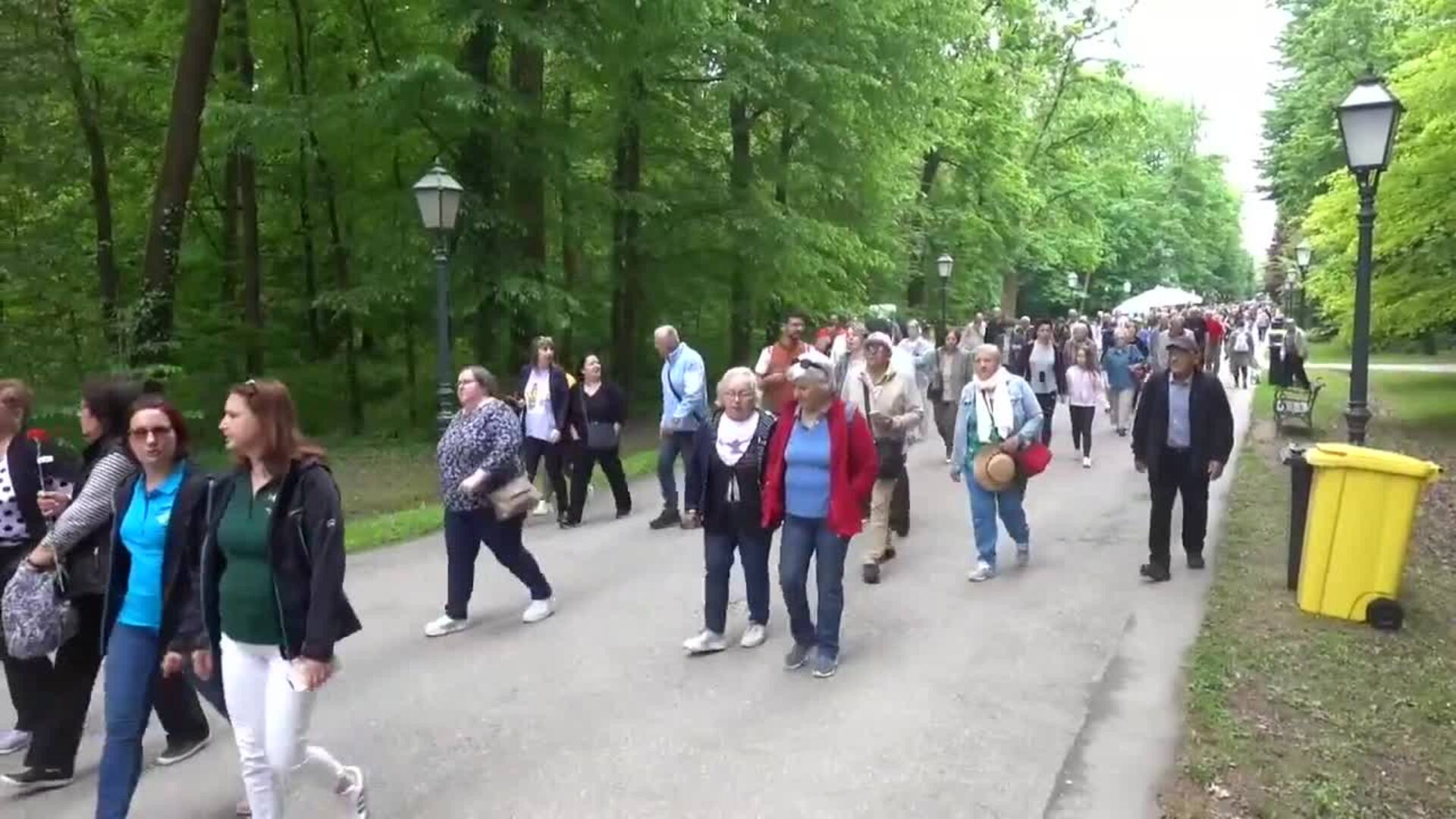 El parque Maksimir es el escenario de las conmemoraciones del Primero ...