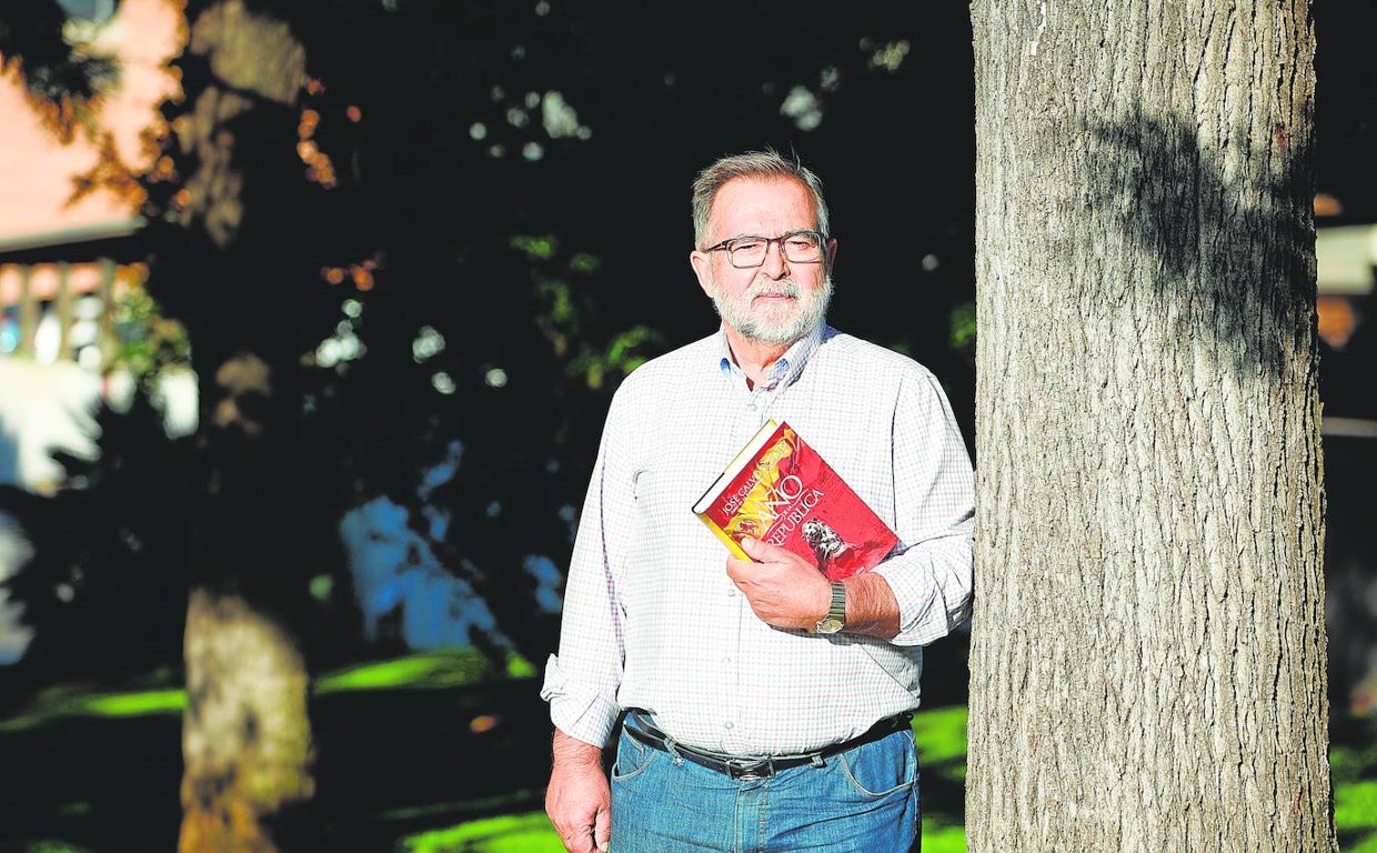 José Calvo Poyato: «La I República nació sin que existiese un amplio ...