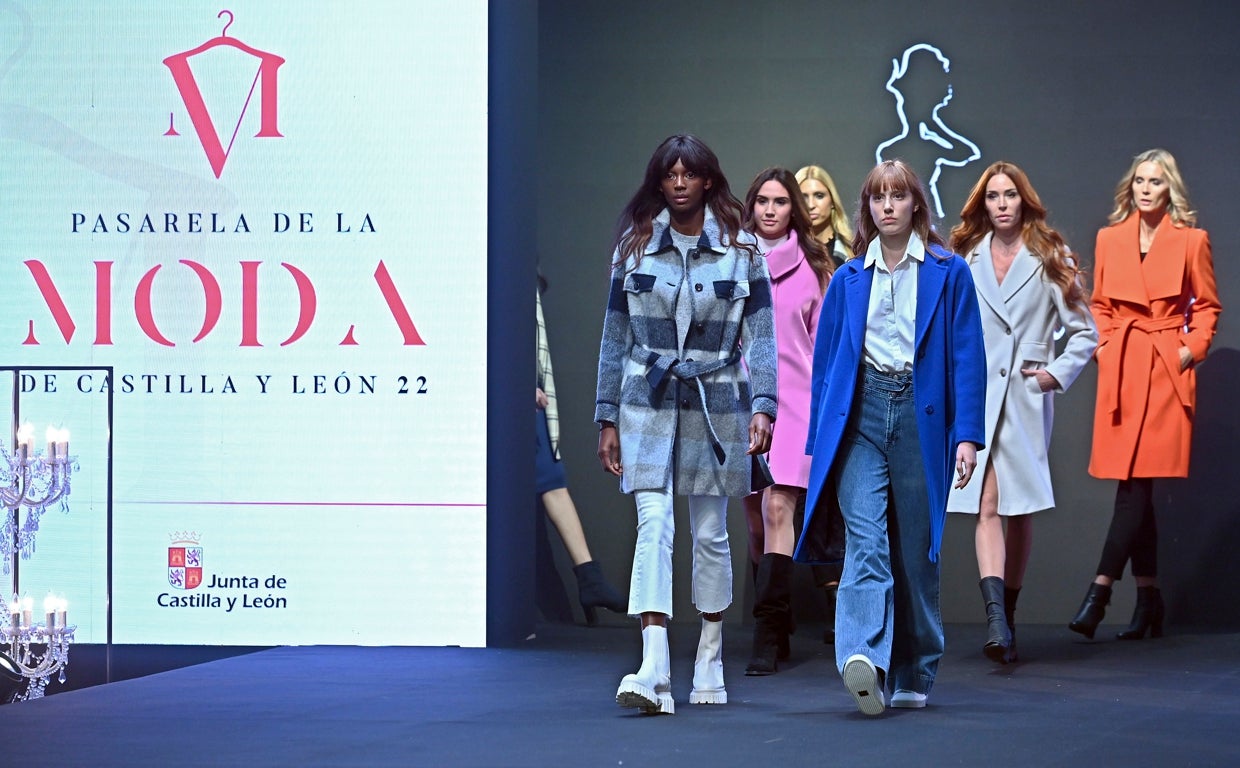 Tejidos «con caída», tules y looks desenfadados en los primeros ...