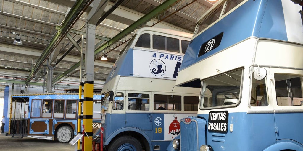 Reabre el Museo de la EMT tras un año de obras: un viaje a la nostalgia ...