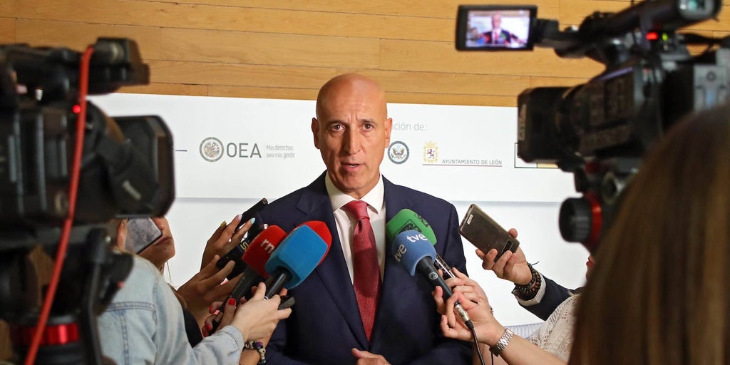 UPL se inclina por permitir a Diez ser reelegido alcalde de León