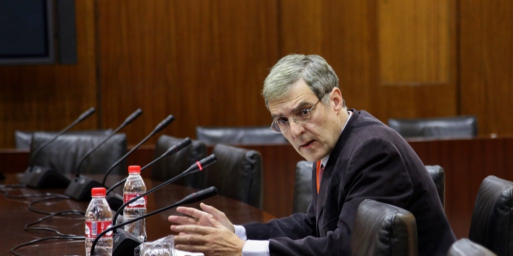 Agustín Ruiz Robledo: «Si me apura, la ley de amnistía que presentó ...