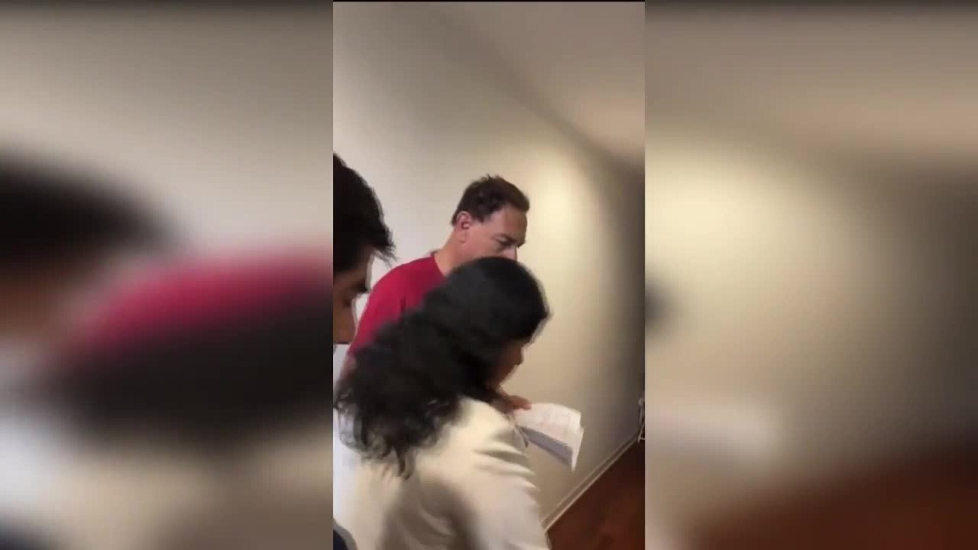 Fiscalía De Perú Allana La Vivienda Del Expresidente Martín Vizcarra V