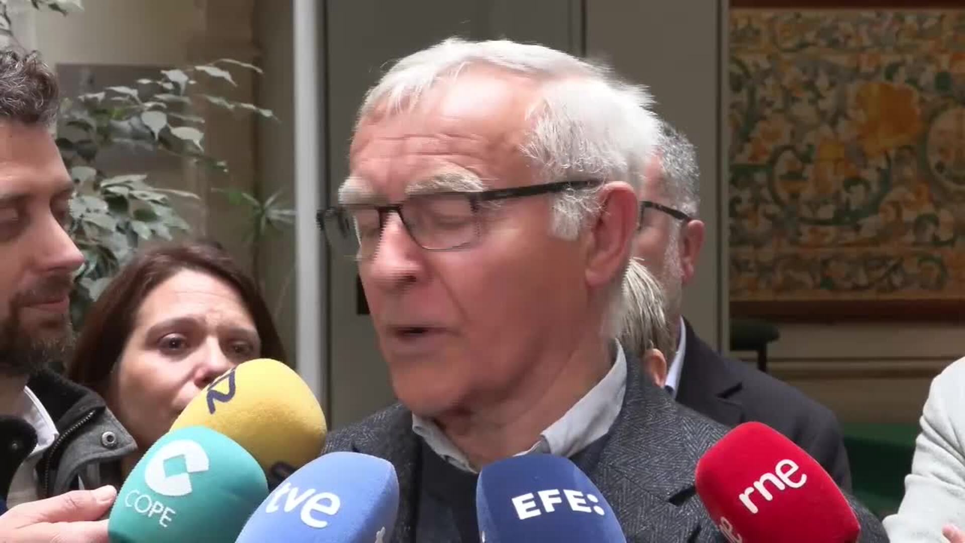 El exalcalde de València Joan Ribó deja de ser edil con el aplauso y ...