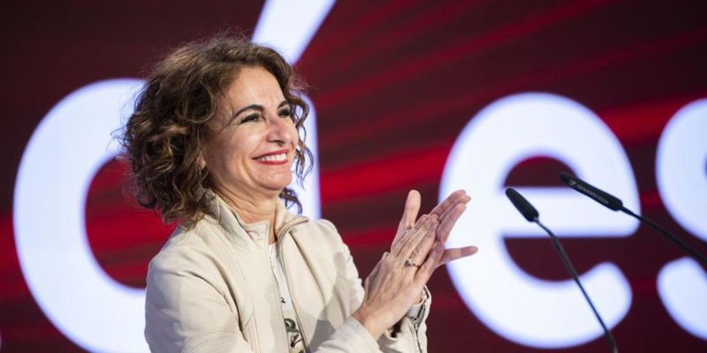 La ministra Montero defiende su acento andaluz: «Dicen que me parezco a Lola Flores»