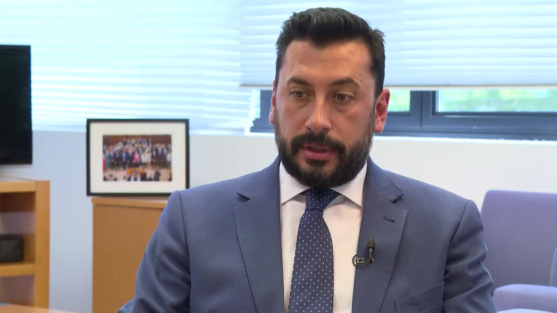 Pache(PP) subraya que Begoña Gómez no cumple requisitos para una cátedra