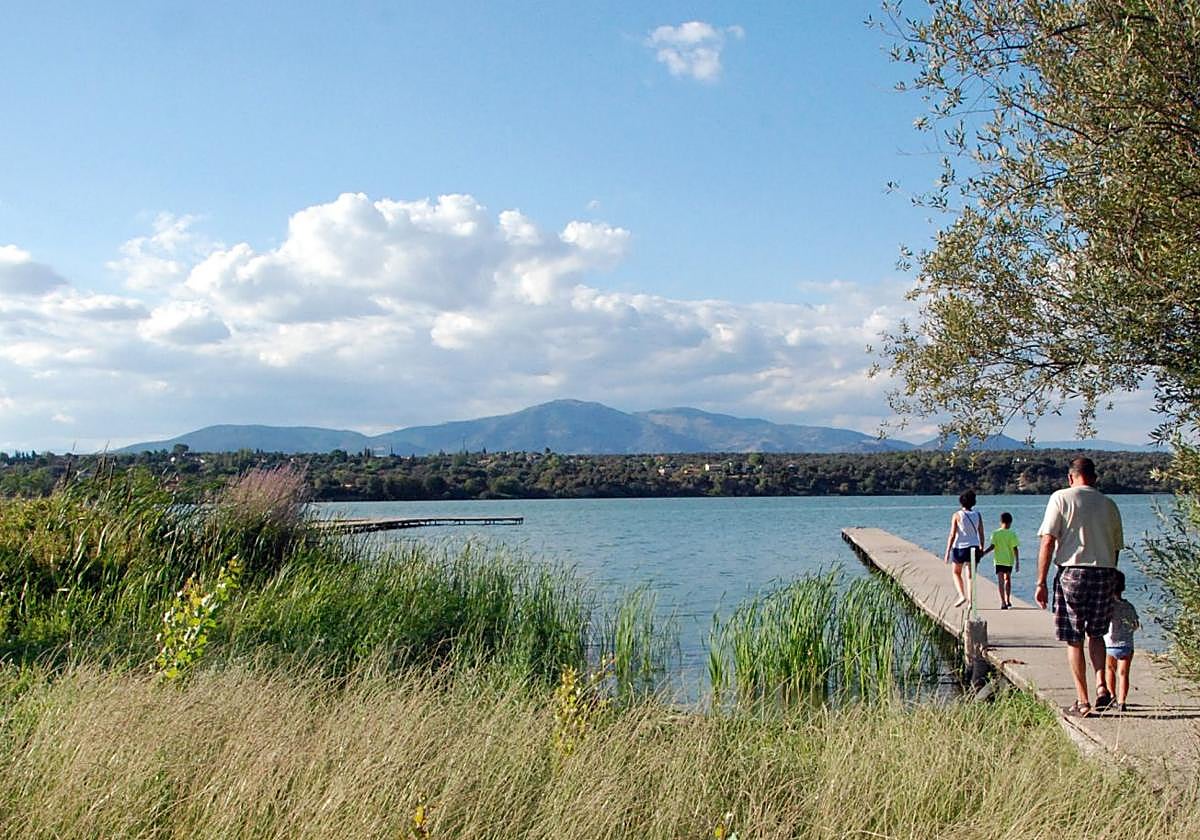 La piscina natural de Toledo que es ideal para refrescarse y hacer frente a las altas ...