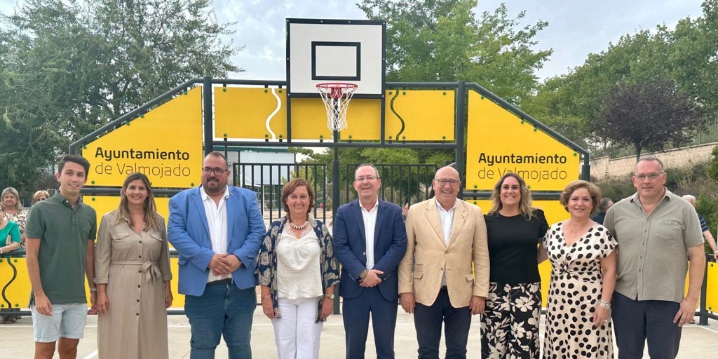 Valmojado inaugura una pista deportiva 3x3
