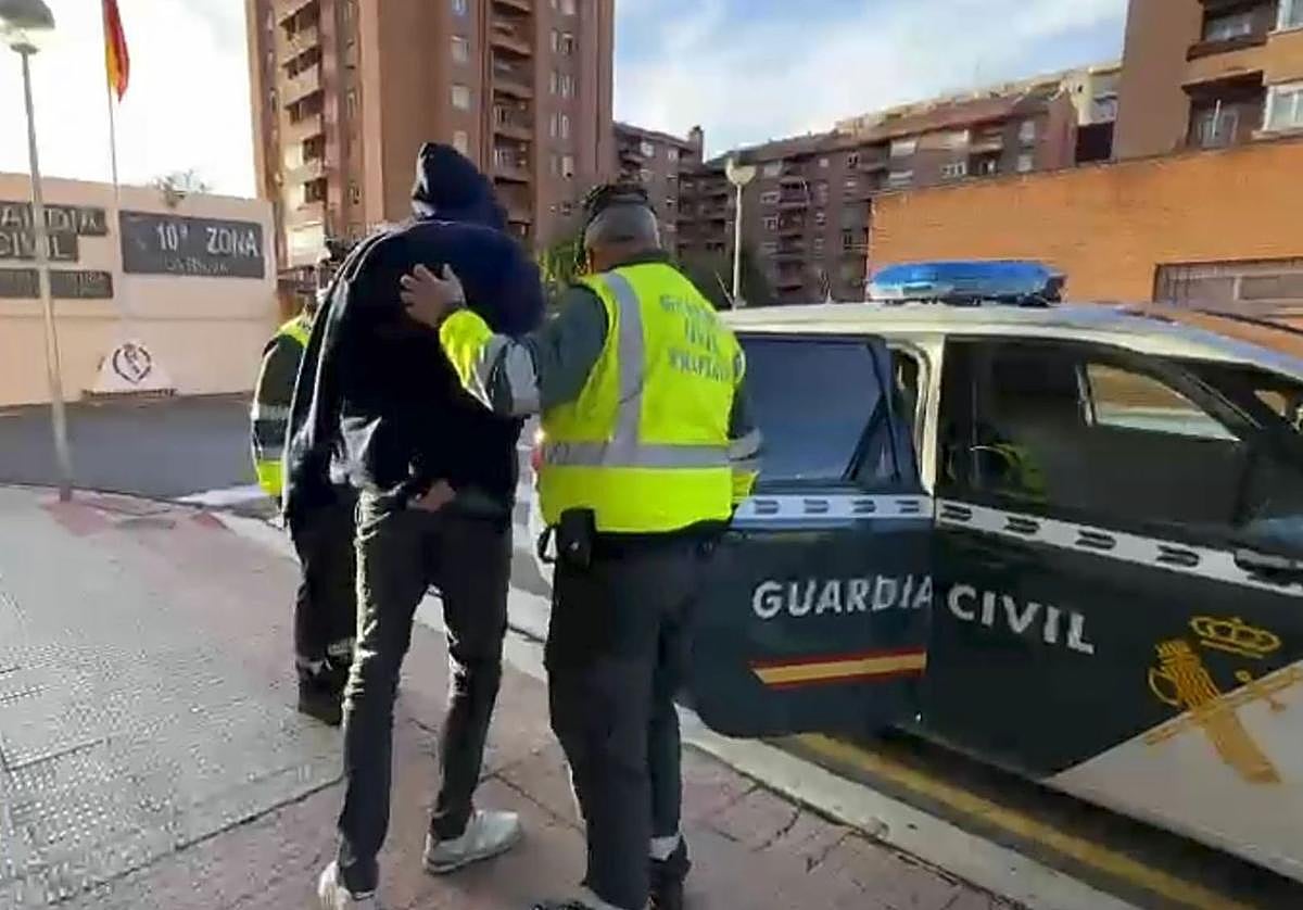 Prisión provisional sin fianza para el kamikaze de la AP-68 que provocó la muerte de una ...