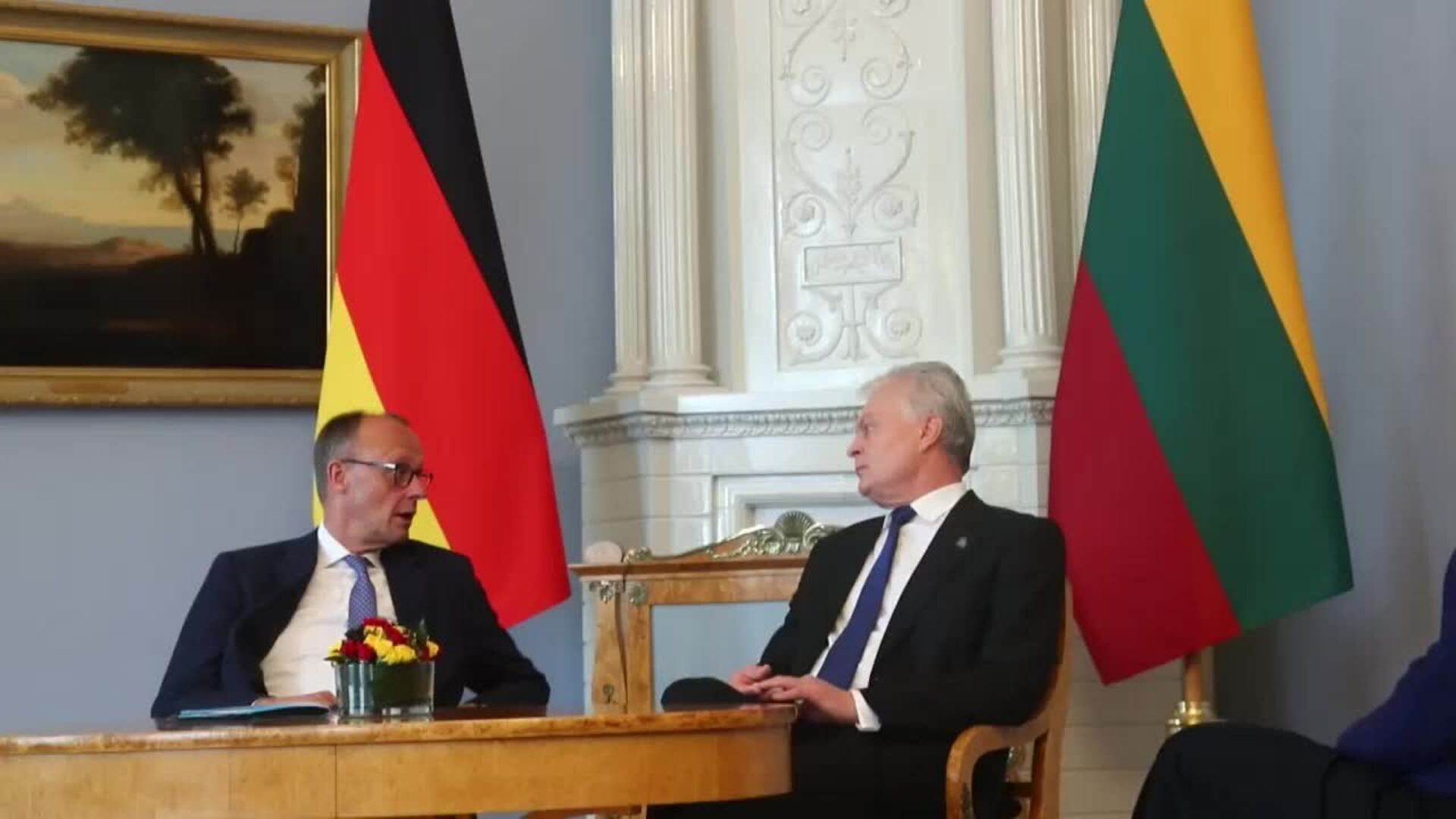 Merz se reúne con Nauseda en el marco de su visita a Lituania