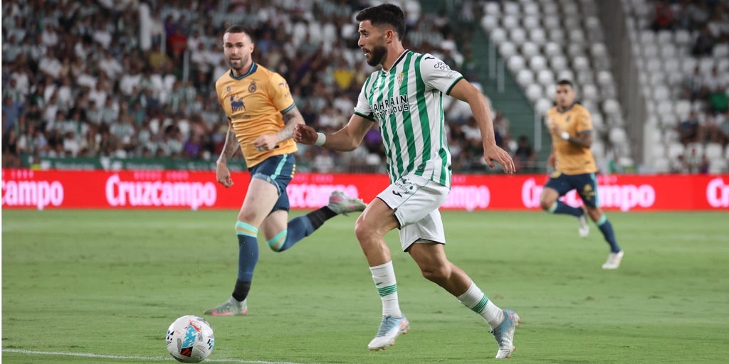 Iván Ania empieza a predefinir varios fijos dentro del once del Córdoba CF