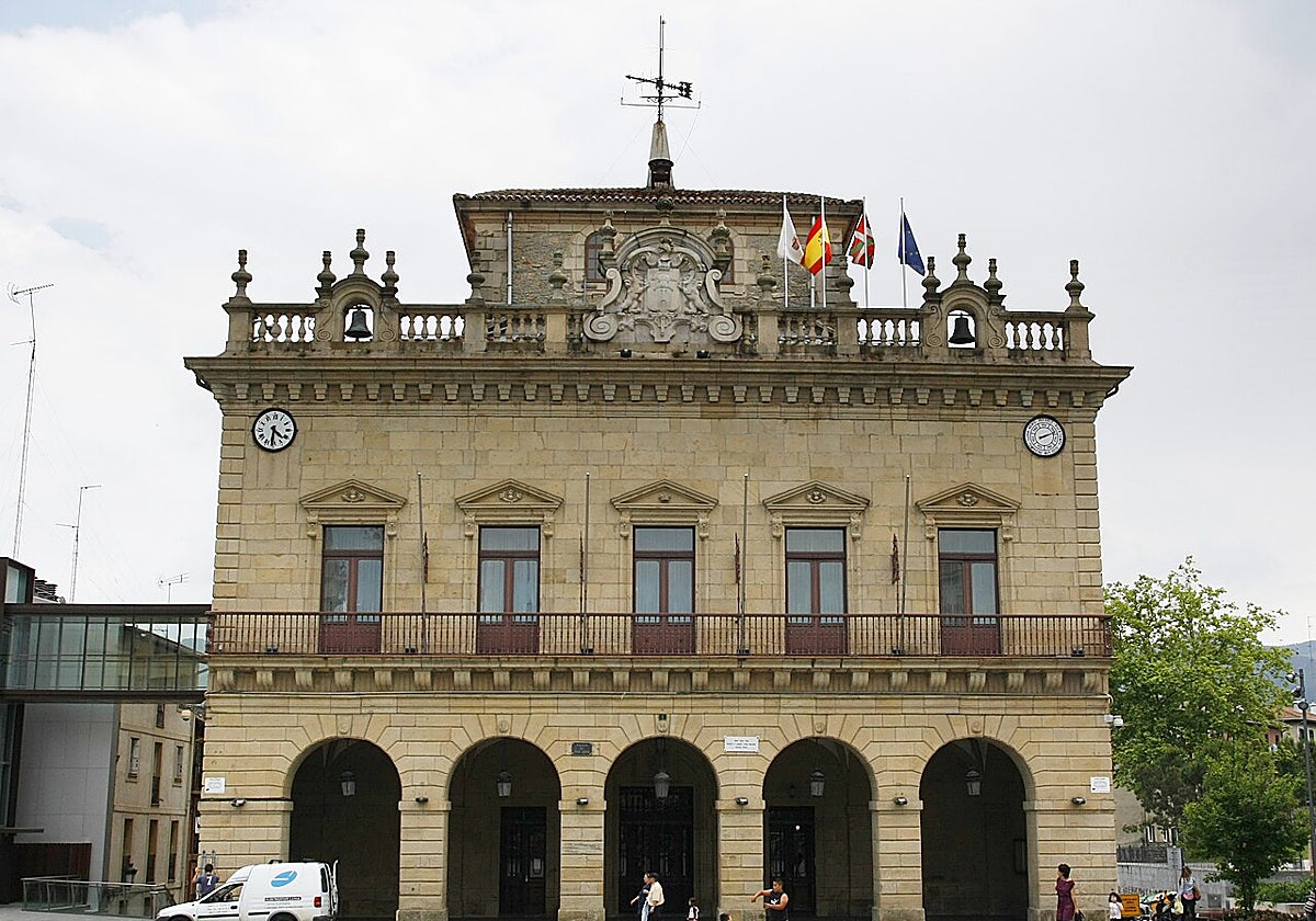 Encuentran en Irún a una menor desaparecida en Jaén y detienen a la persona que la indujo a ...