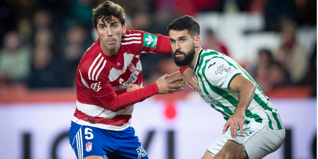 Prueba de fuego de Xavi Sintes y Álex Martín en la zaga del Córdoba CF ...