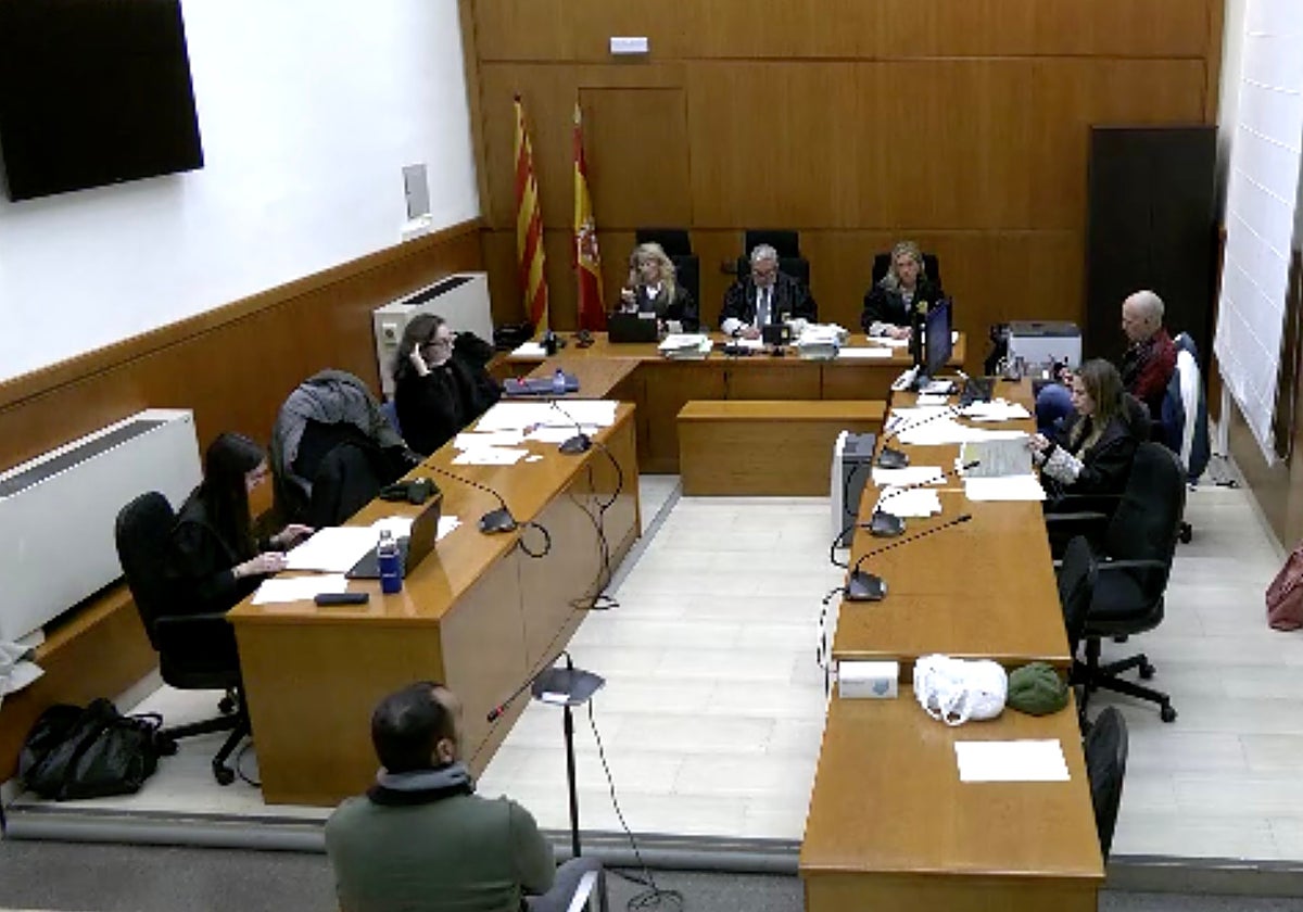 Le geolocalización acorrala al mosso acusado de robar el móvil a un cadáver