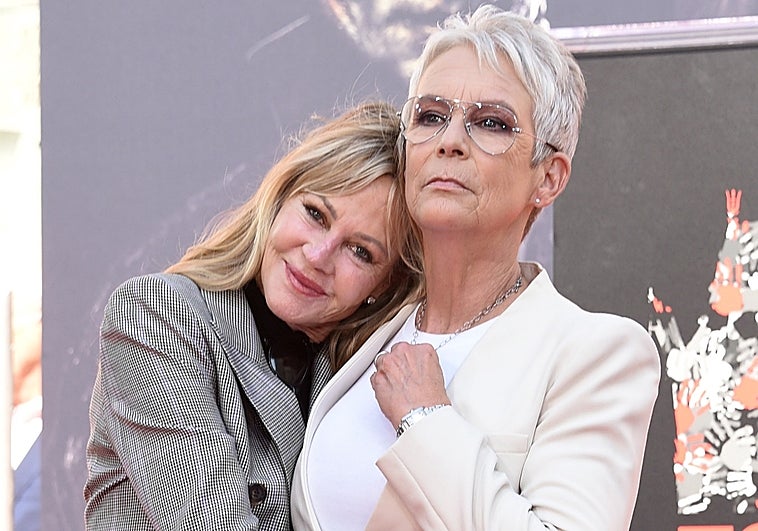El noviazgo entre Melanie Griffith y Jamie Lee Curtis sigue dando que ...